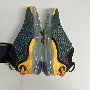 Nike | Shoes | Nike Vapormax 220 | Poshmark
